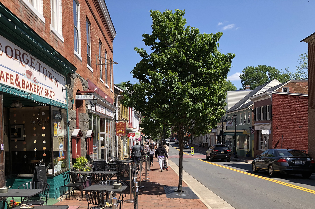 Leesburg, VA Historic Sites, Shopping & Must-See Attractions!