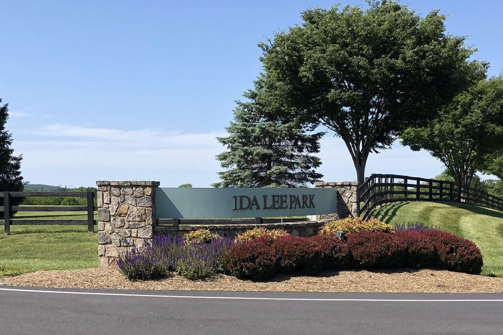 The Loudoun Lifestyle - Loudouner